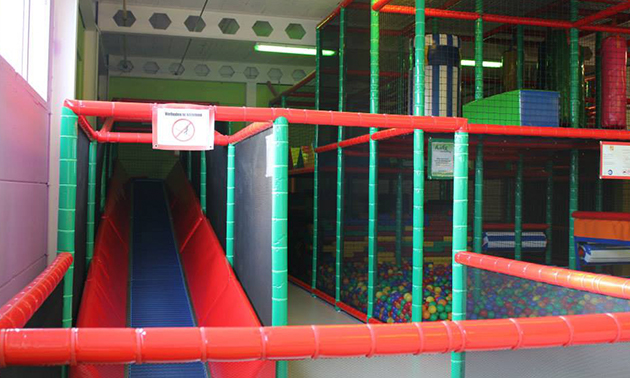 Binnenspeeltuin ´t Speelkasteel, Entree voor indoor speeltuin + Slush ...