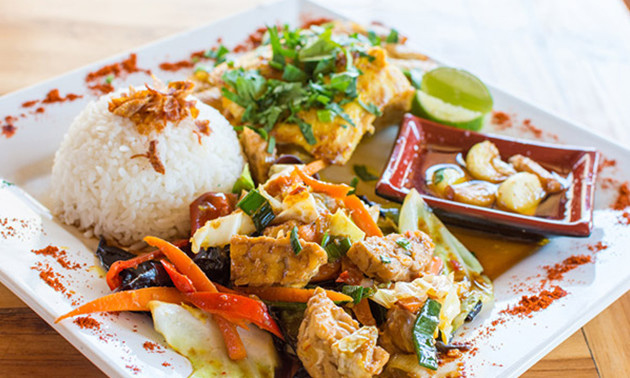 Spontaan uit eten bij Pom Lai To Go, Thuisbezorgd of afhalen: Chinese ...